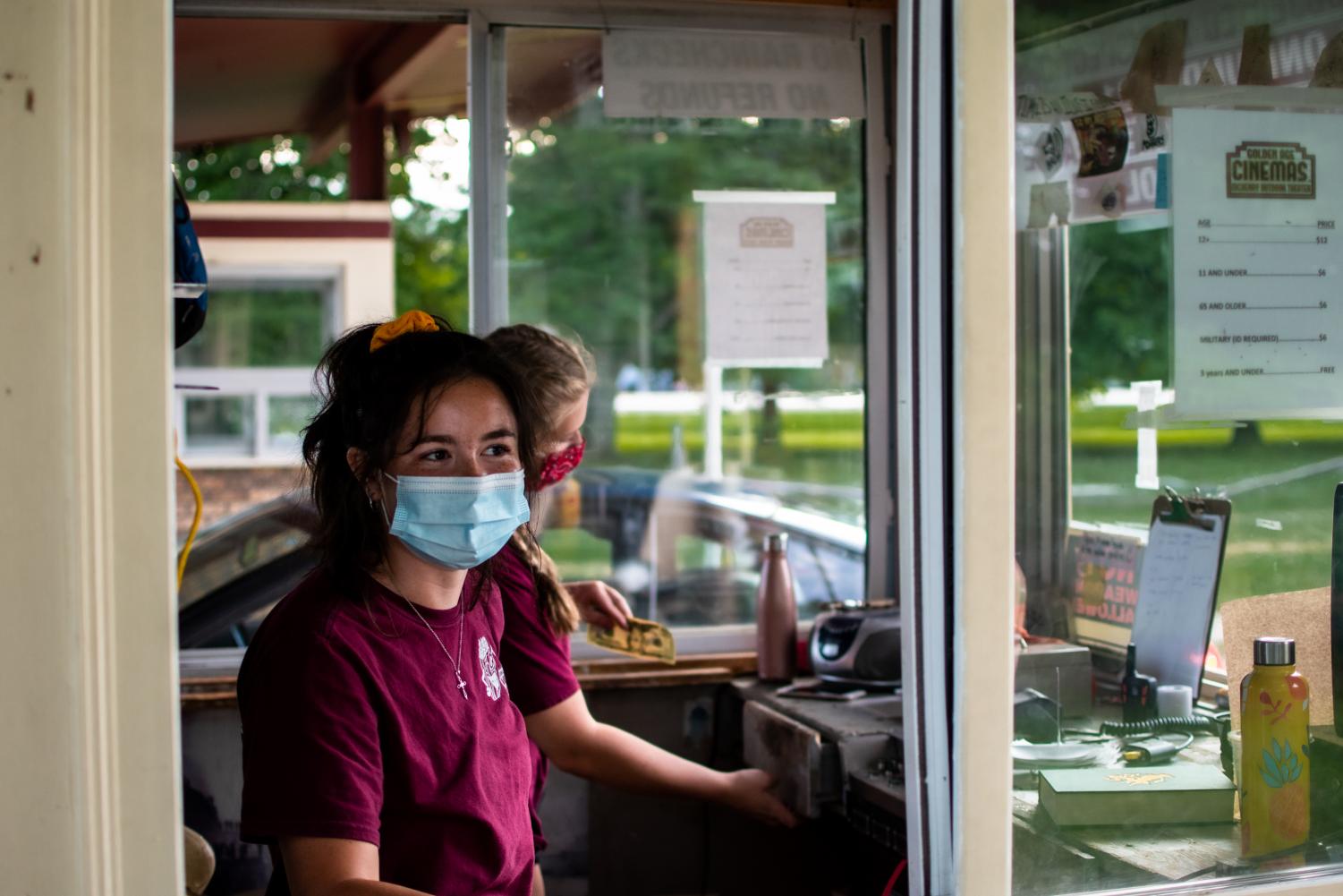 Students Continue to Work – Marquette Wire